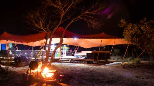 Larapinta Trail Eco-Comfort Camps | World Expeditions