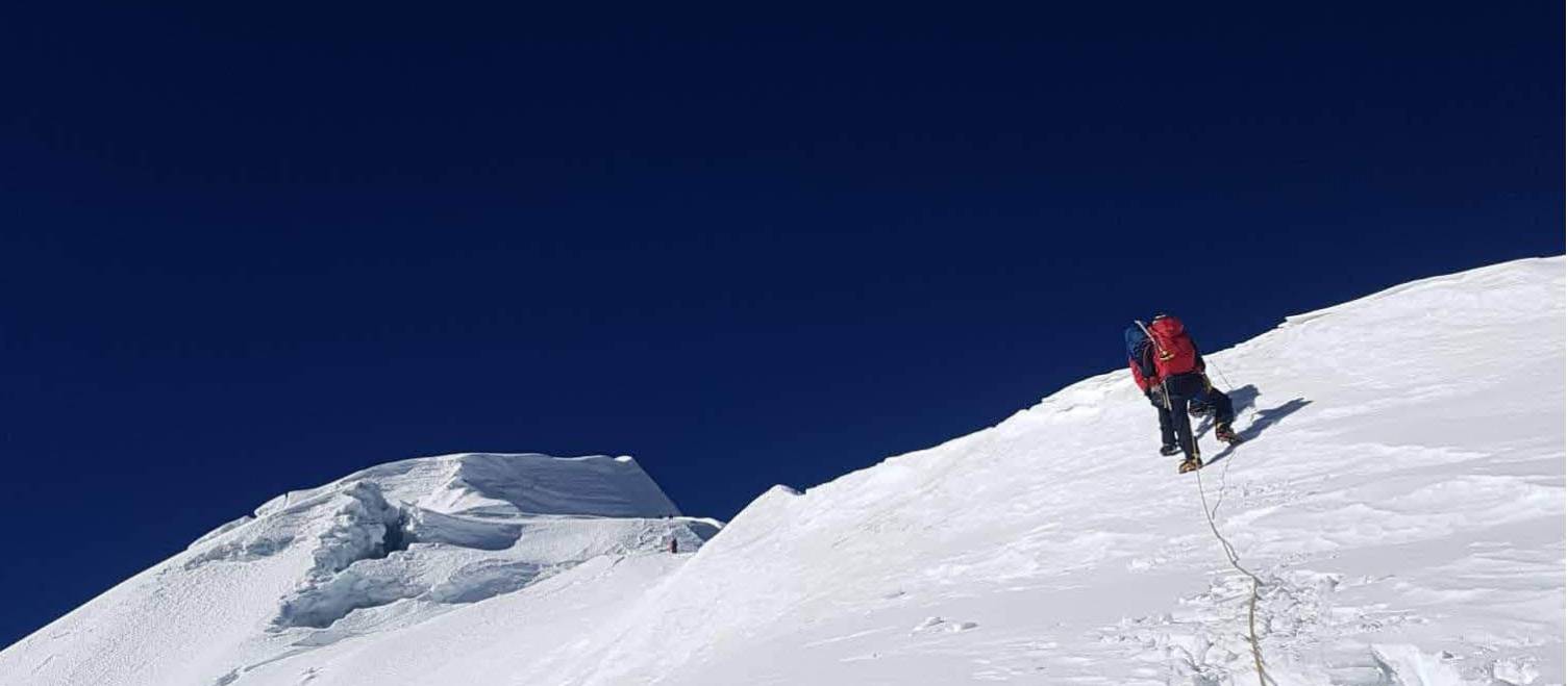 Nepal Mountaineering Skills Course with Soren Kruse Ledet | World ...