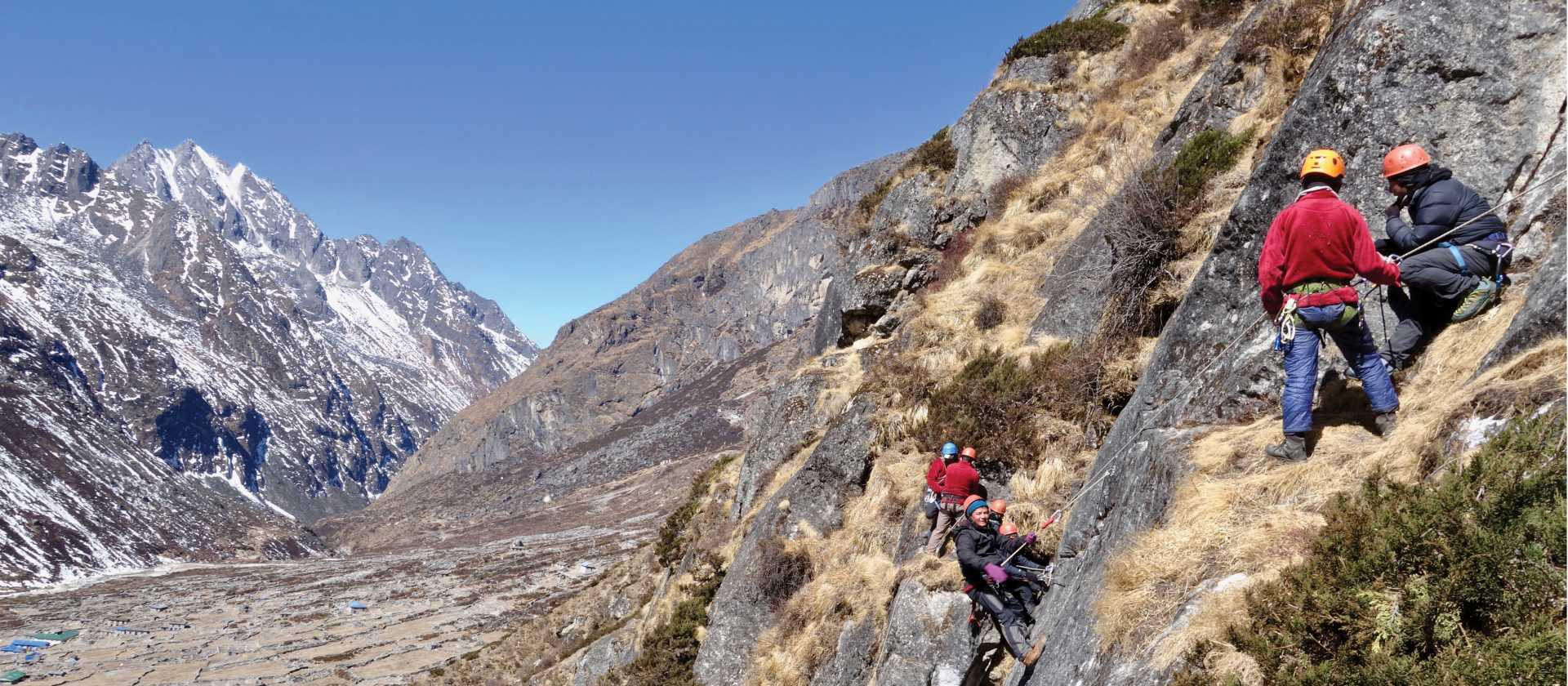 Nepal Mountaineering Skills Course with Soren Kruse Ledet | World ...