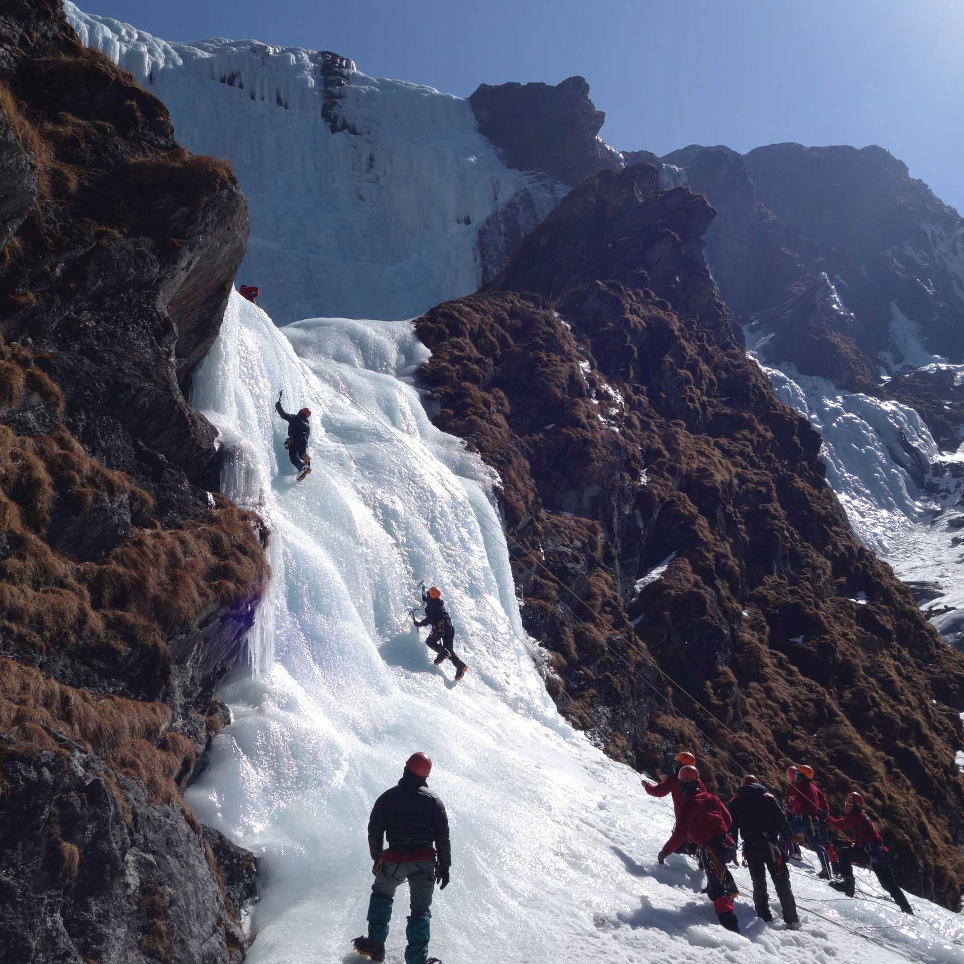 Nepal Mountaineering Skills Course with Soren Kruse Ledet | World ...