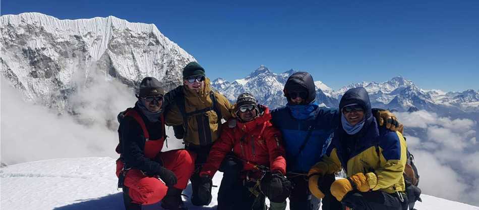 Nepal Mountaineering Skills Course with Soren Kruse Ledet | World ...