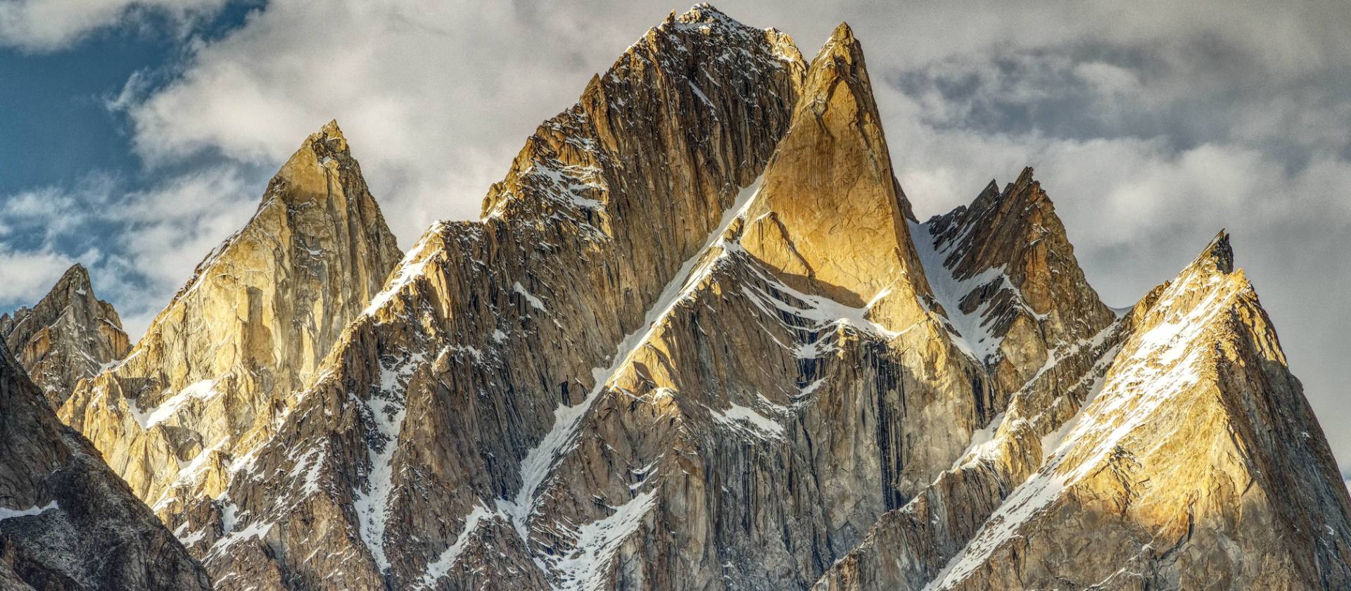 Ultimate K2 Base Camp Trek | Karakoram Trekking Tours | World Expeditions Ultimate K2 Base Camp Trek | Karakoram Trekking Tours | World Expeditions